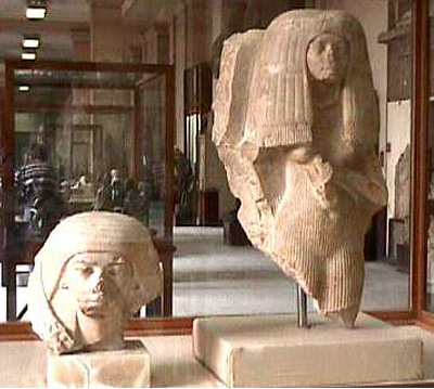 Il generale Nakhtmin e la moglie Mutnodjmet, membri di alto livello ...